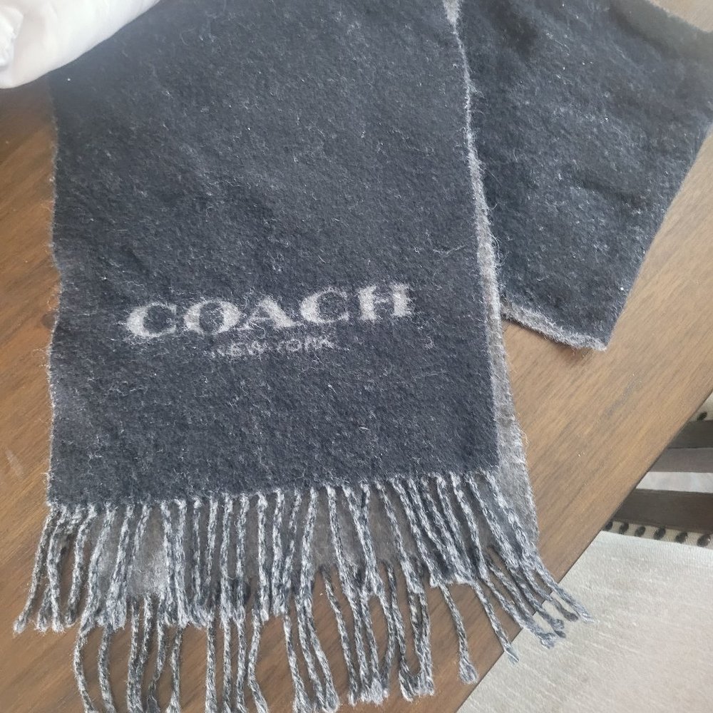 Coach Signature Wool And Cashmere Scarf - Gem